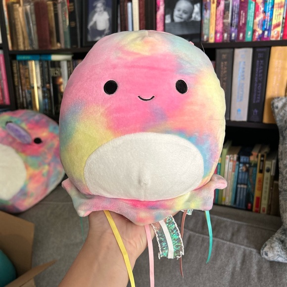 Squishmallows | Accessories | Janet The Jellyfish Squishmallow Nwot 8 ...